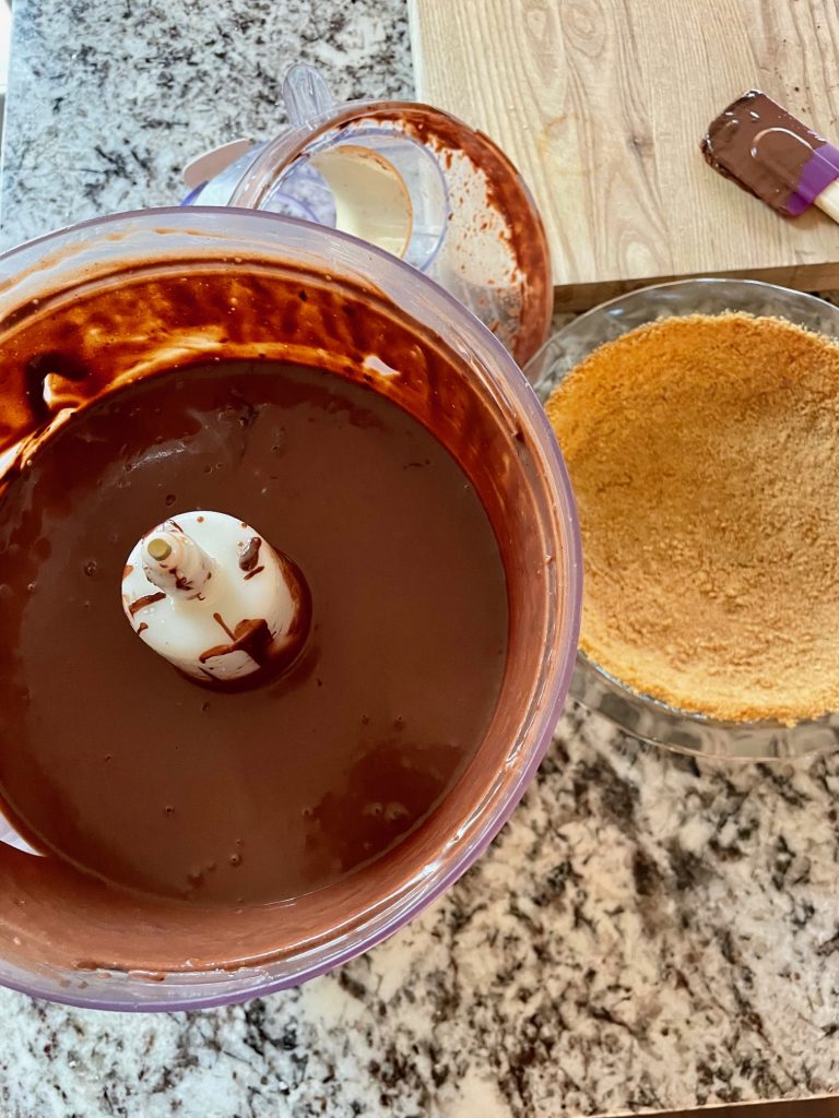 Vegan Mexican Chocolate Pudding Pie - Positively Stacey